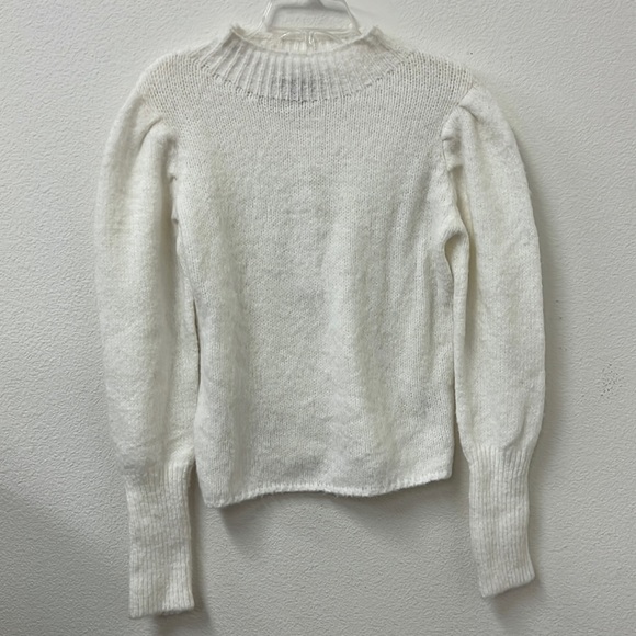 Love Tree | Sweaters | Chic Cozy By Love Tree Puff Shoulder Sweaters S ...